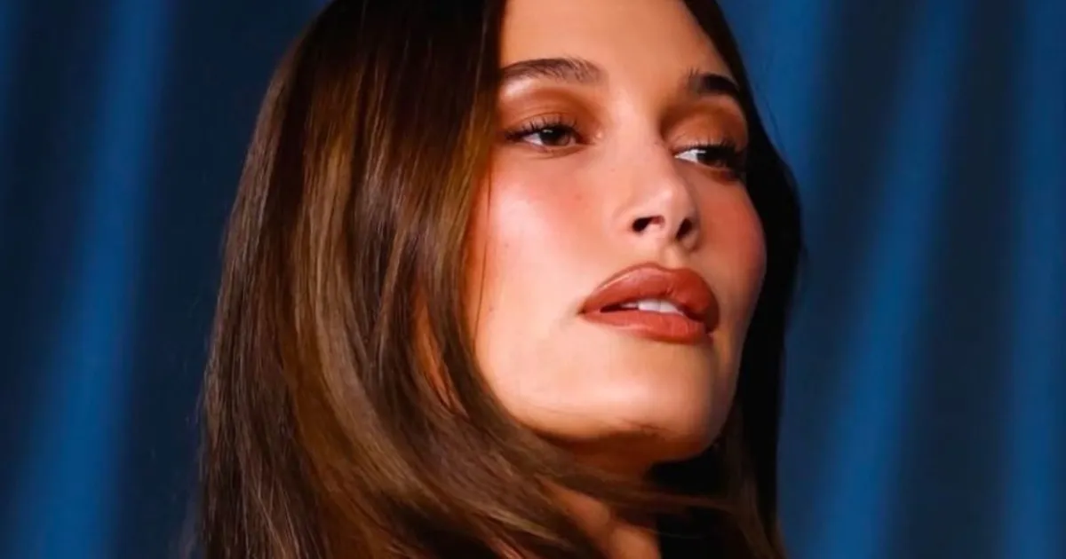 Hailey Bieber y las 10 firmas de alta costura que han vestido a la ...
