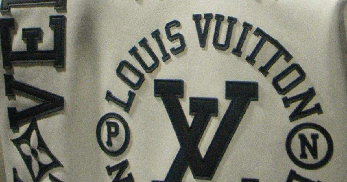Louis Vuitton y los momentos clave que marcaron su historia en la alta ...